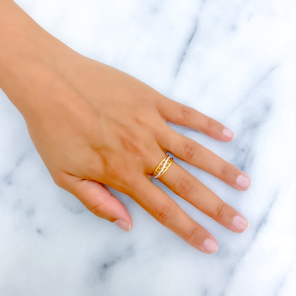 Ritzy Contemporary Diamond + 18k Gold Ring – Andaaz Jewelers