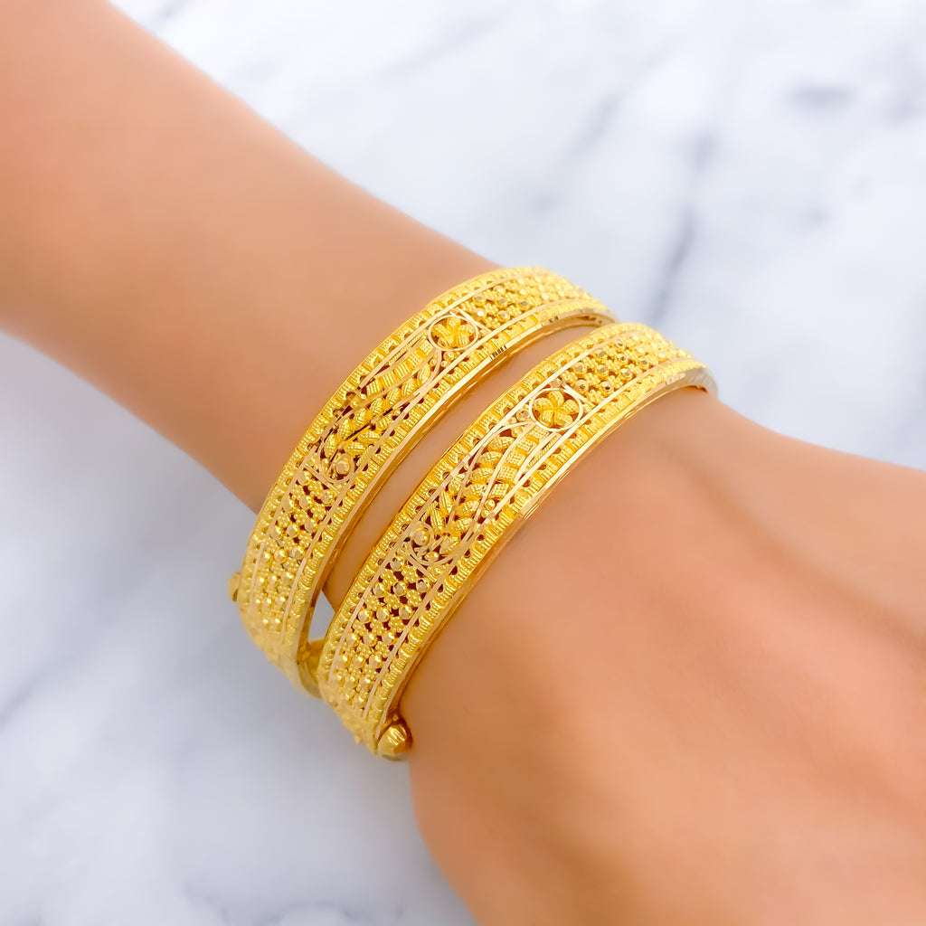 Subtle Flowy Leaf 22k Gold Bangle Pair – Andaaz Jewelers
