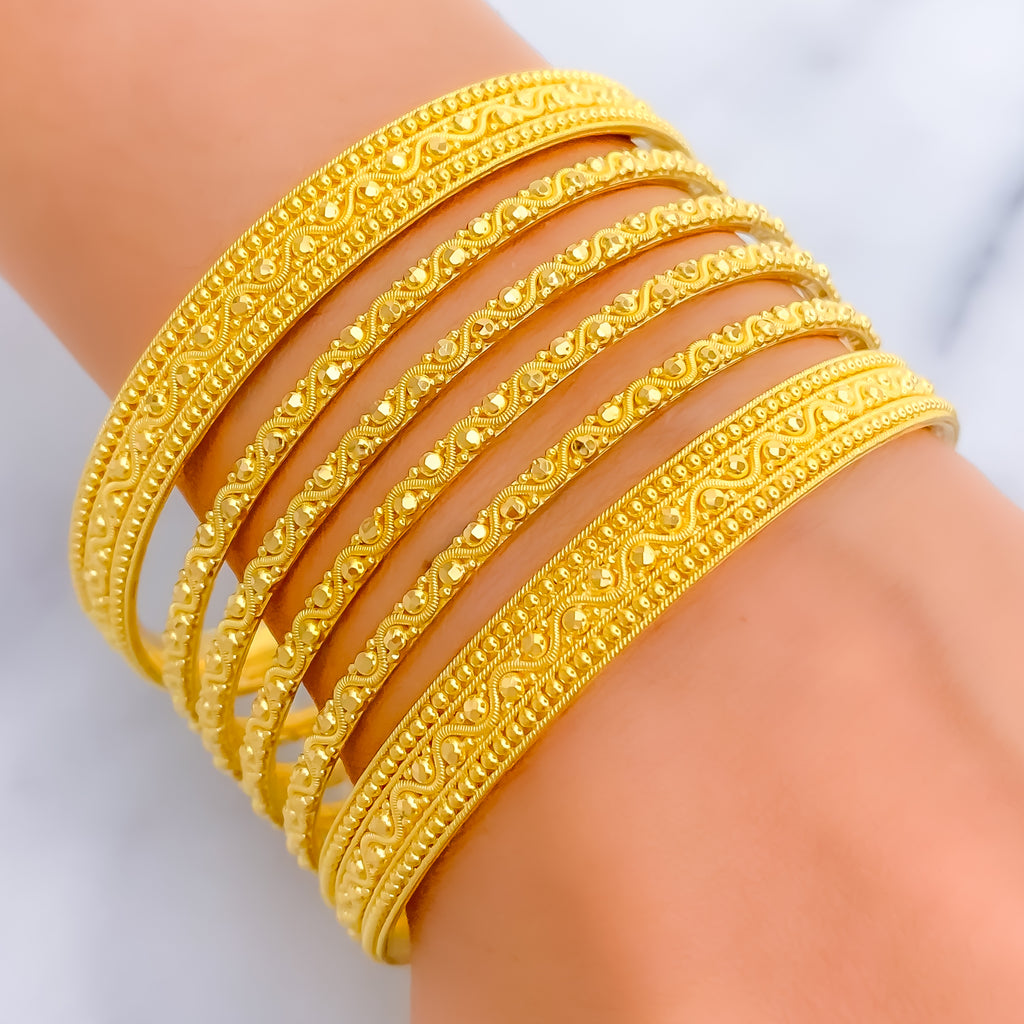 Golden Alluring 22k Gold Wavy Bangle Set – Andaaz Jewelers