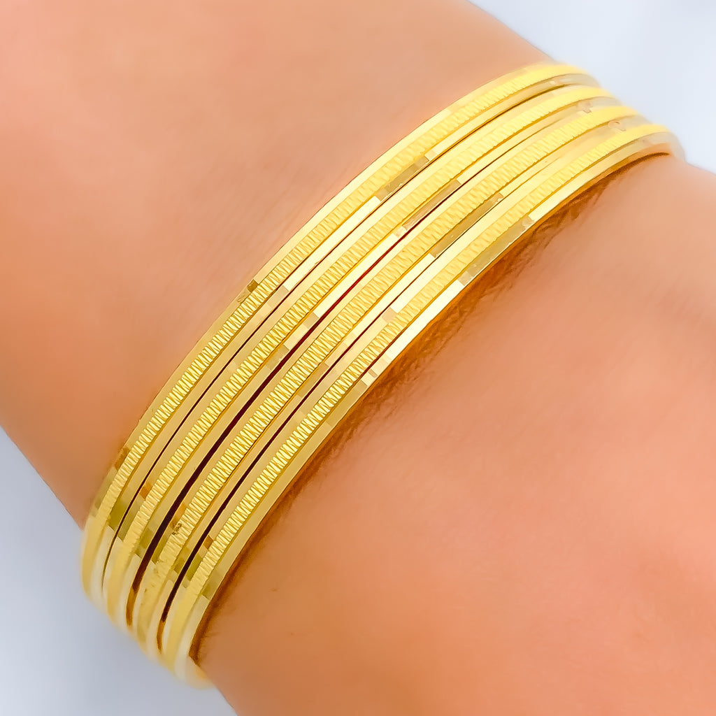 Refined Reflective 22K Gold Versatile Bangles – Andaaz Jewelers