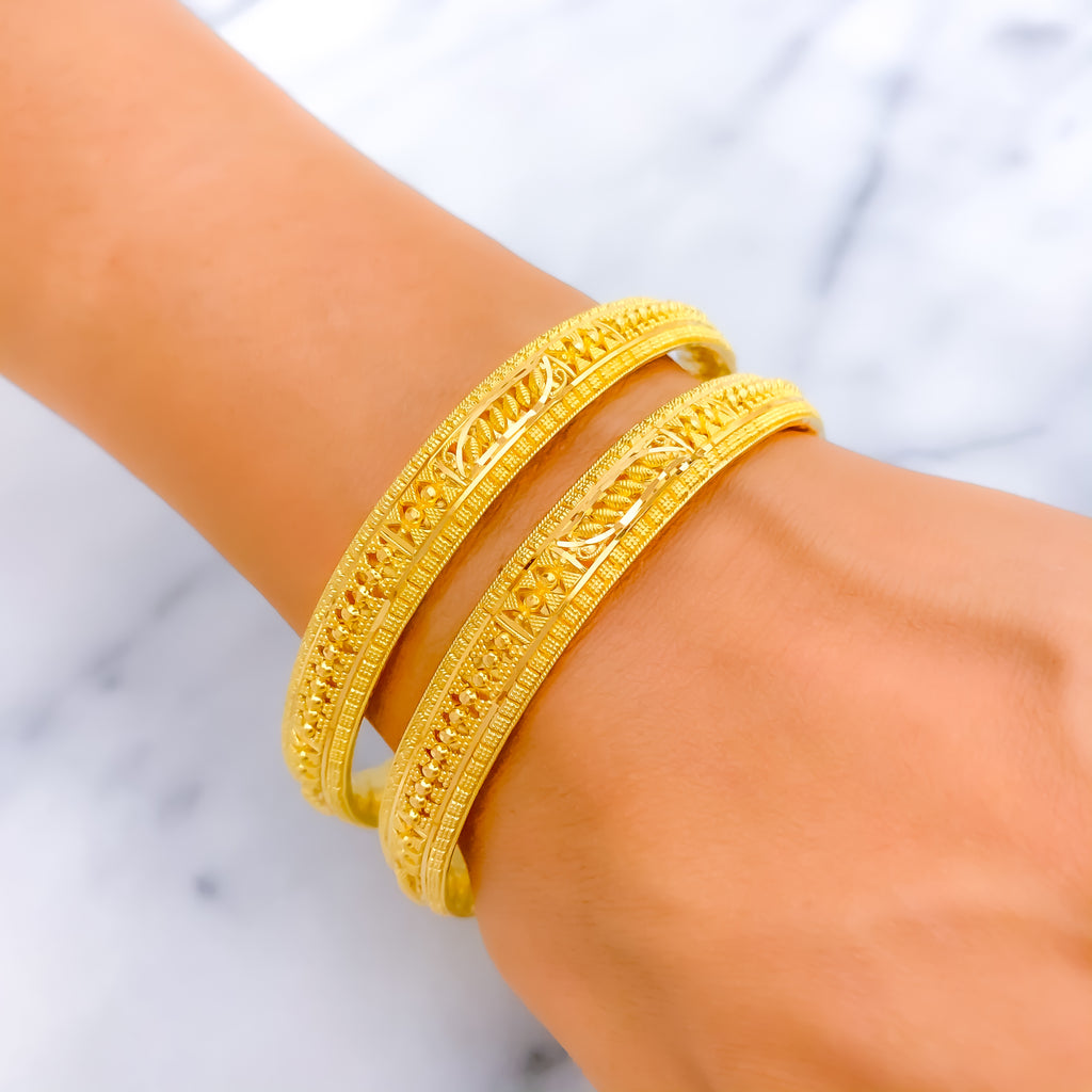 Luminous Heirloom 22k Gold Bangle Pair – Andaaz Jewelers