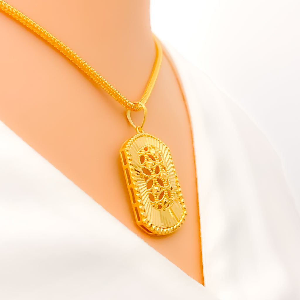 Reflective Floral 22K Gold Pendant Set – Andaaz Jewelers
