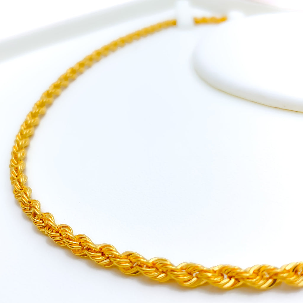 Medium Hollow 22K Gold Rope Chain - 18" – Andaaz Jewelers