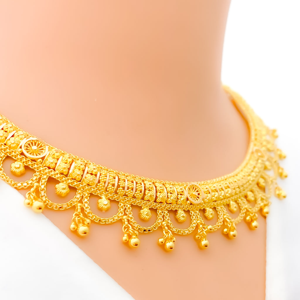 Luscious Laced 22k Gold Necklace Set – Andaaz Jewelers