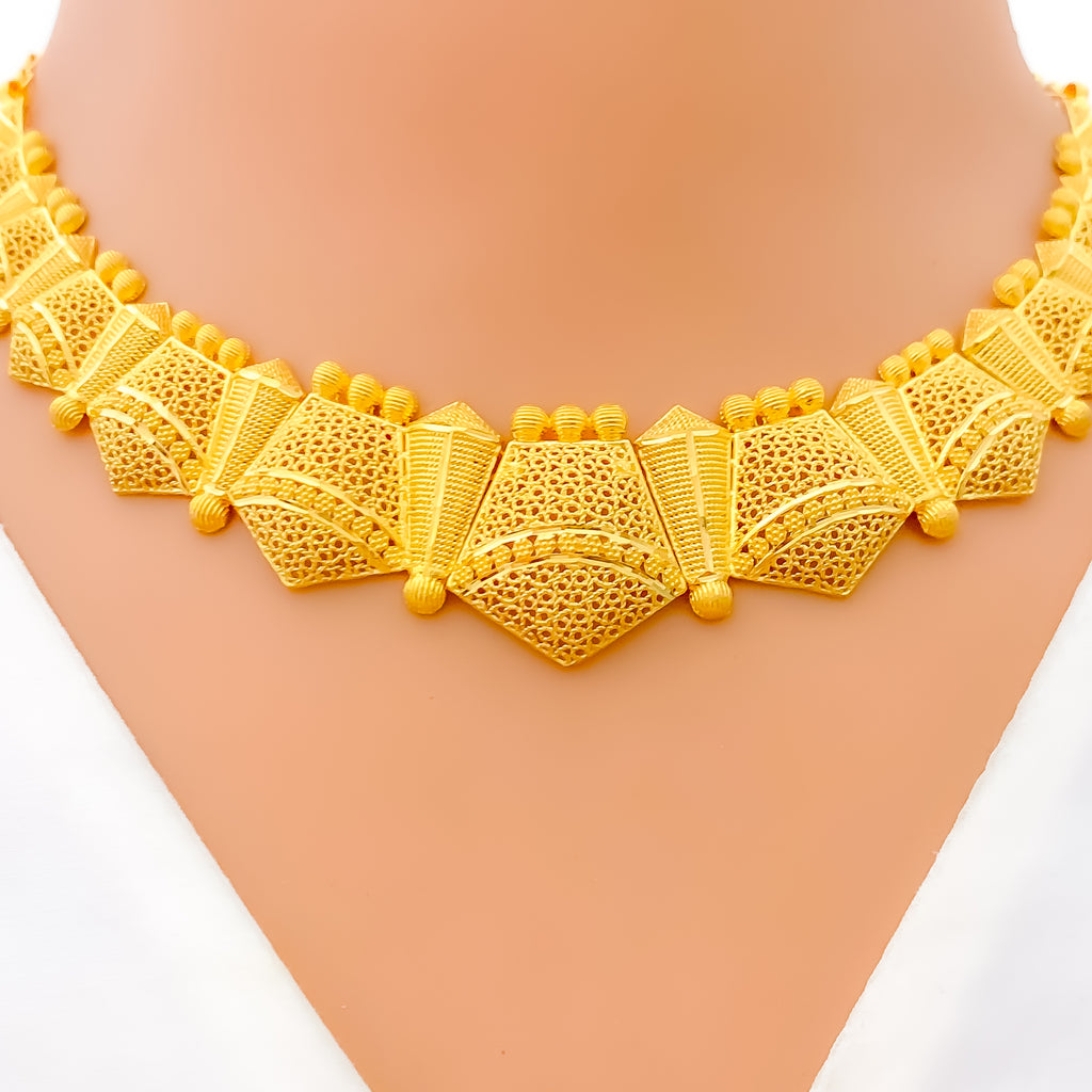 Fascinating Impressive 22K Gold Jali Necklace Set – Andaaz Jewelers