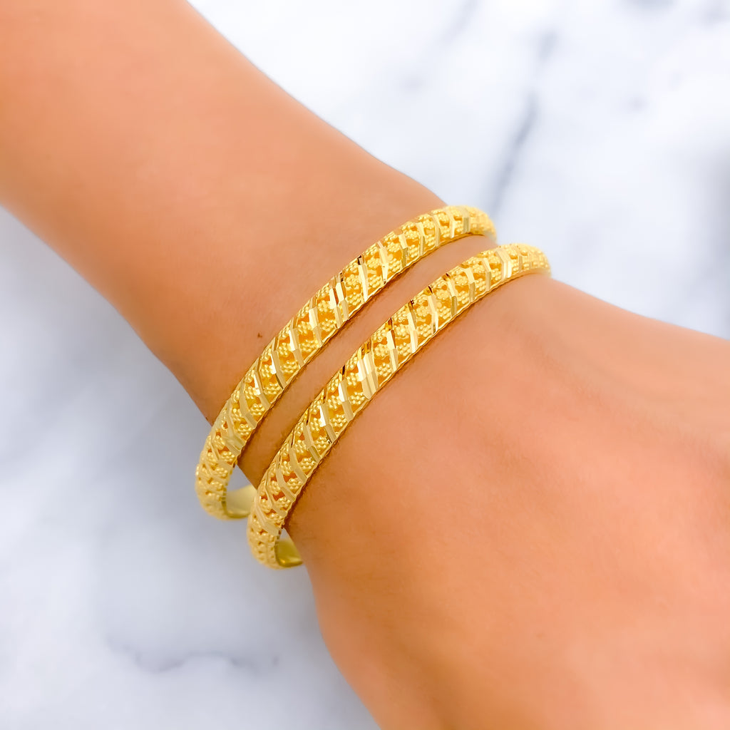 Sparkling Striped 21k Gold Bangles – Andaaz Jewelers