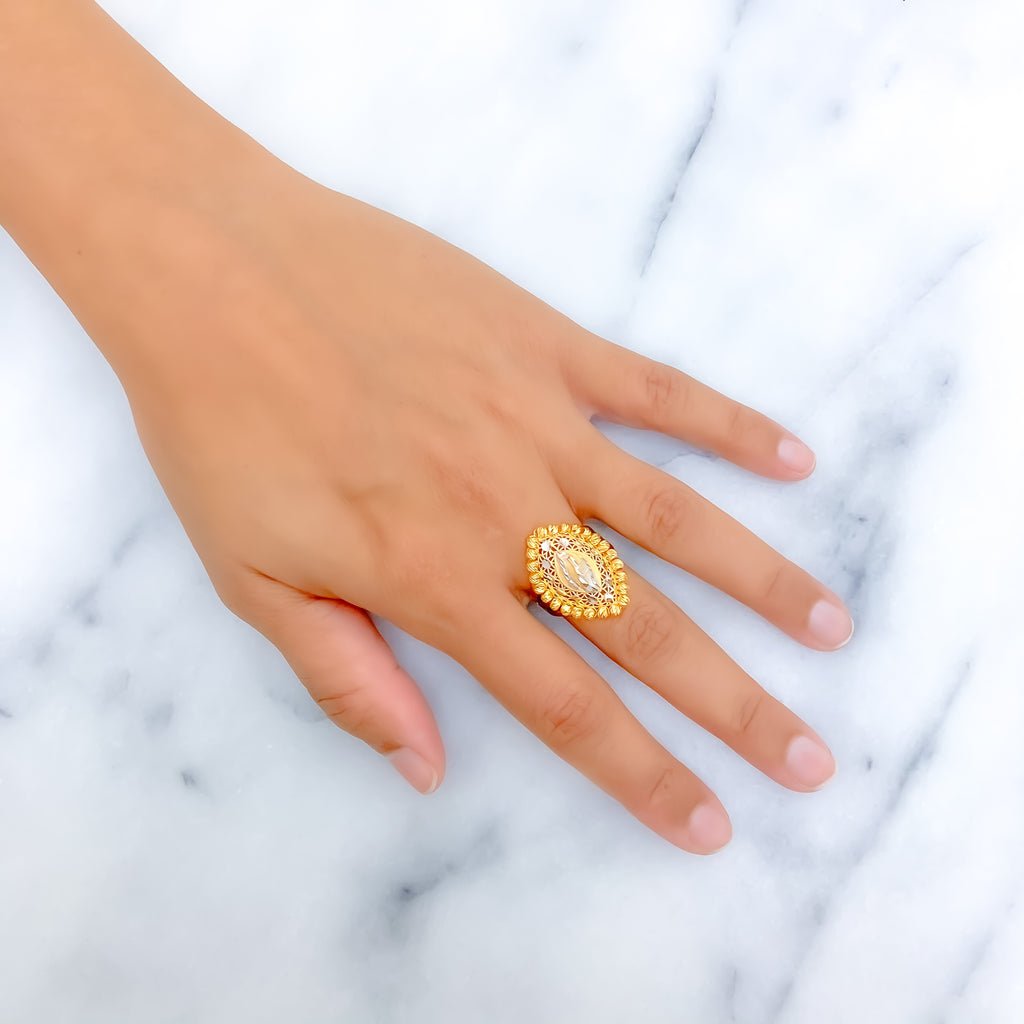 Geometric Graceful 22k Gold Ring – Andaaz Jewelers