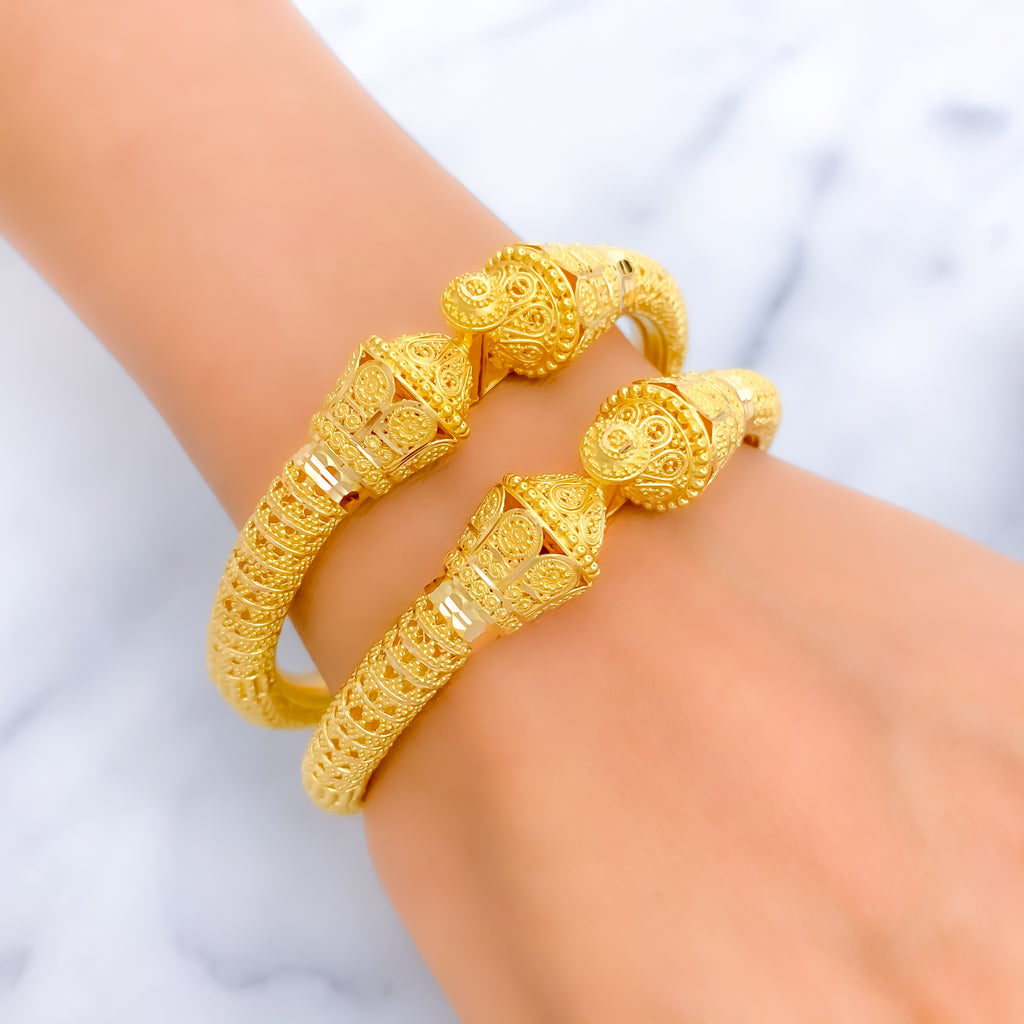 Impressive Traditional 22k Gold Pipe Bangles – Andaaz Jewelers