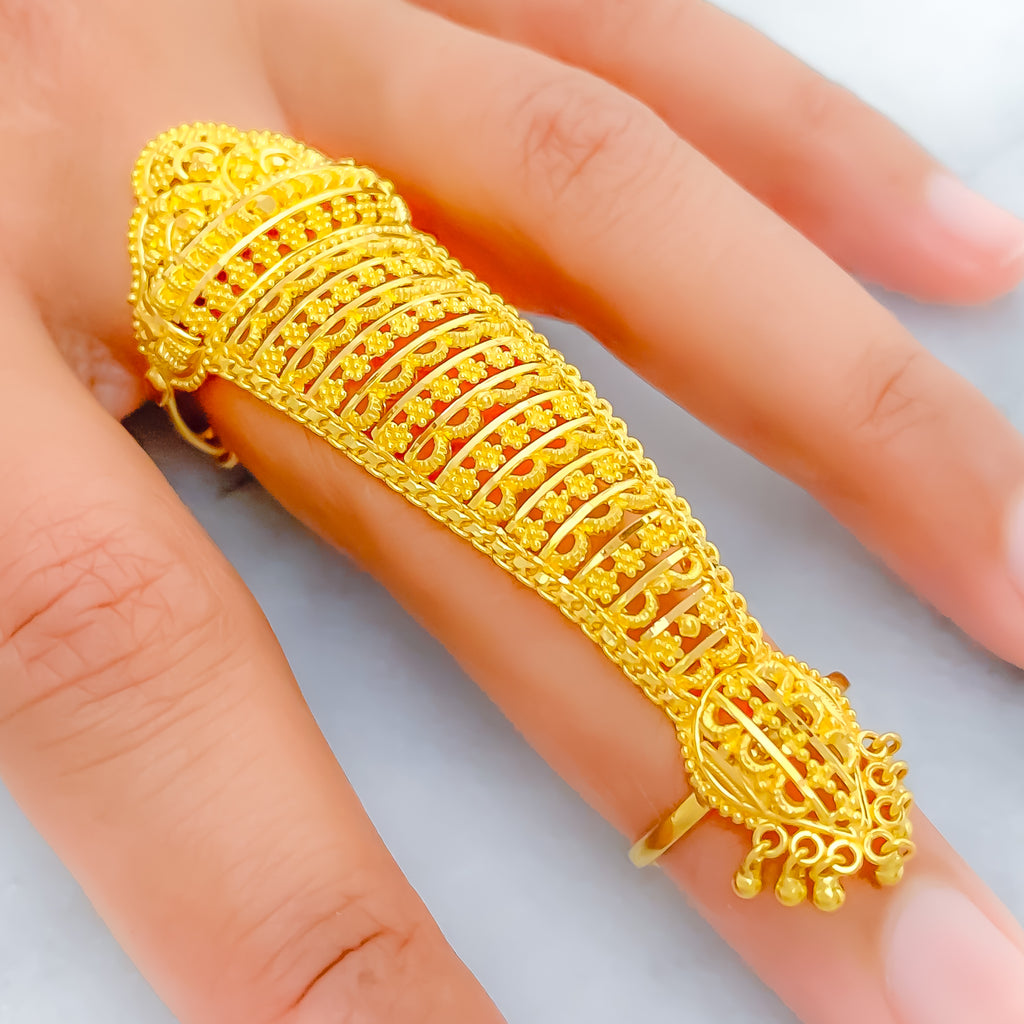 Elongated Striped Flower 22k Overall Gold Finger Ring – Andaaz Jewelers
