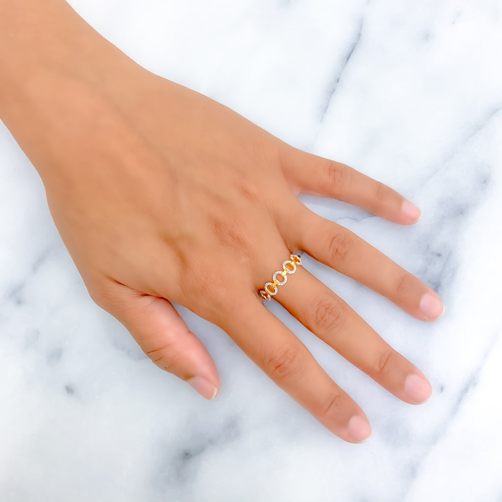 Interlinked Radiant Round 18K Gold + Diamond Ring – Andaaz Jewelers