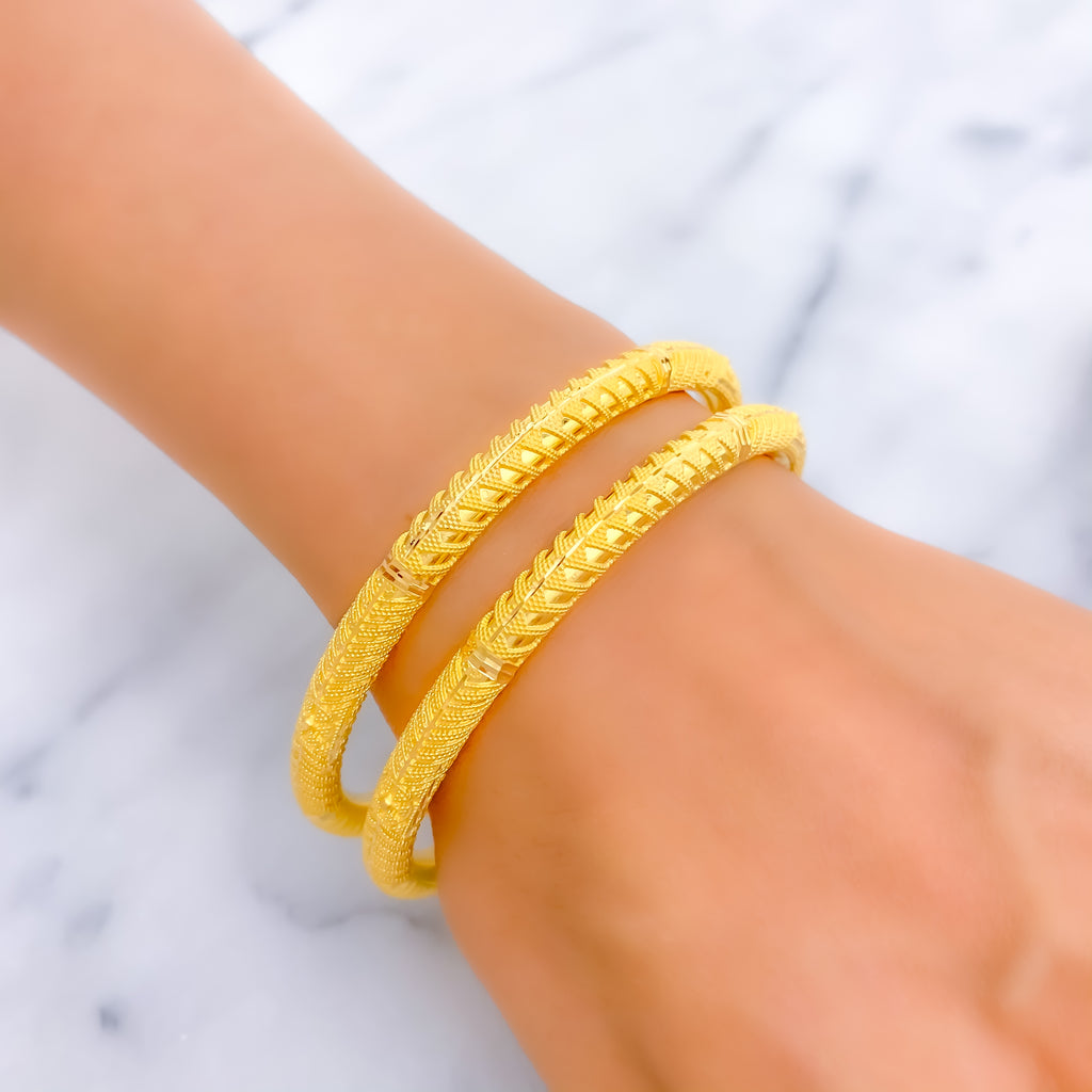 Classy Lavish Striped 22k Gold Bangle Pair – Andaaz Jewelers