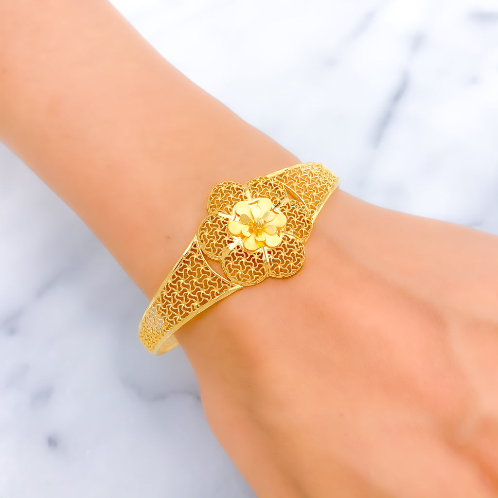 Flawless Floral Jali 22k Gold Bangle Bracelet – Andaaz Jewelers
