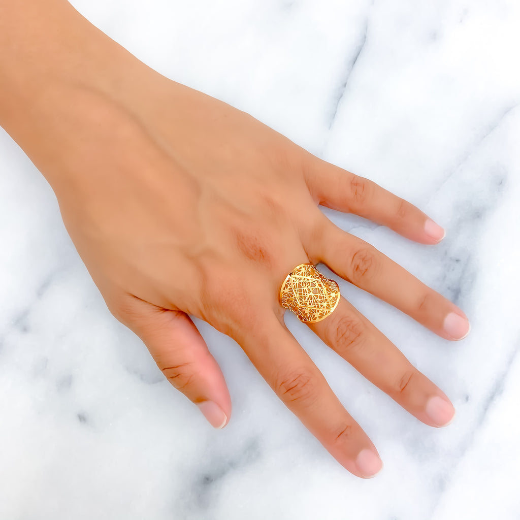 Timeless Beautiful 21k Gold Mesh Ring – Andaaz Jewelers