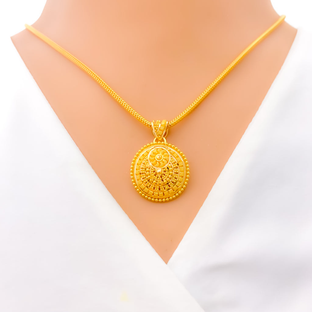 Reflective Flower Accented 22k Gold Pendant Set – Andaaz Jewelers