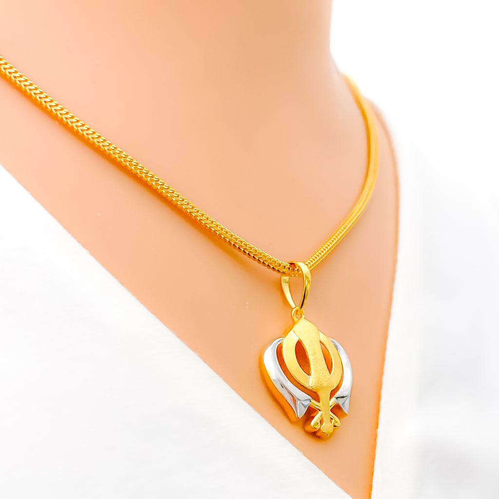 Tasteful Dual-Tone 22k Gold Khanda Pendant – Andaaz Jewelers