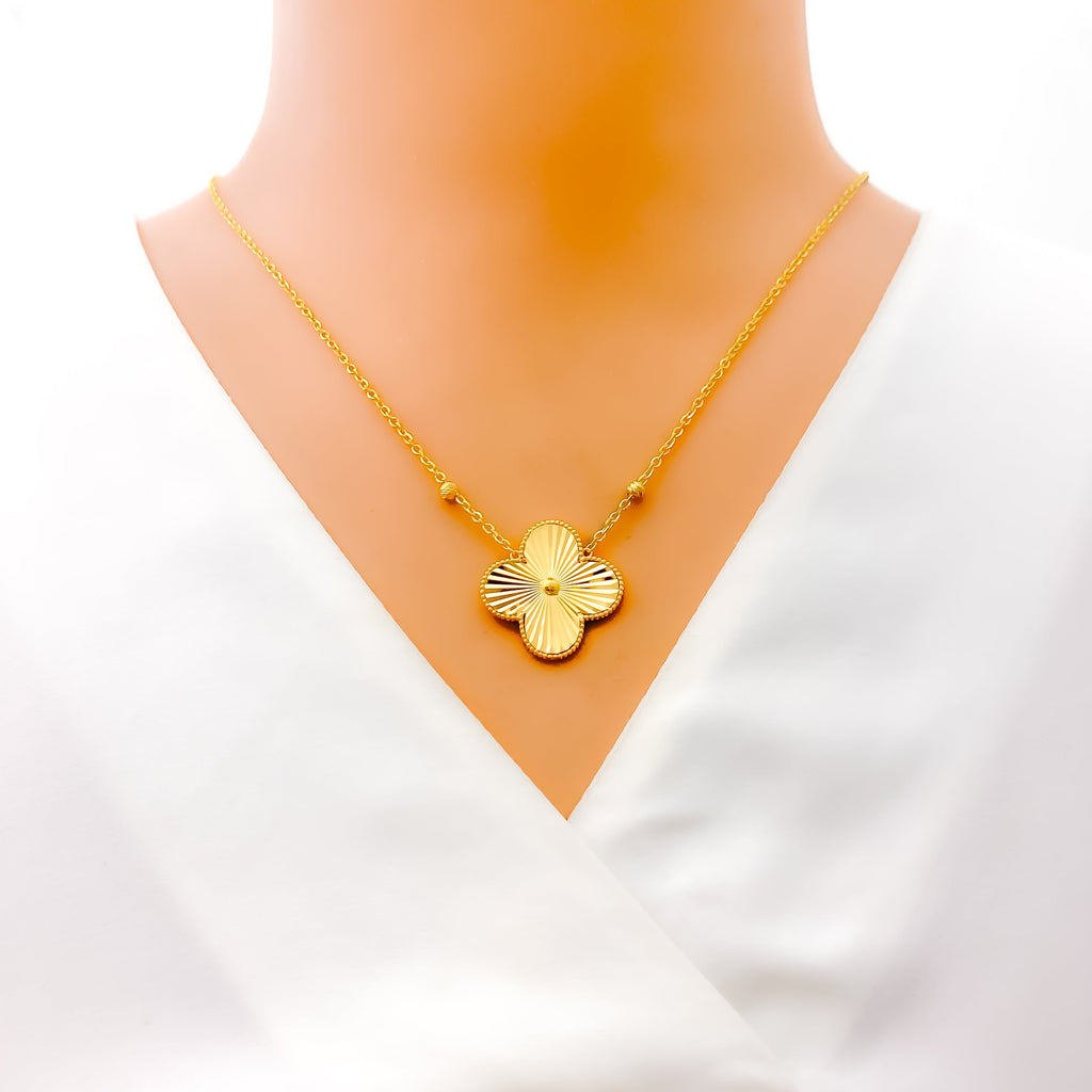 Chic Fancy Large Gold Clover 21k Necklace Set – Andaaz Jewelers