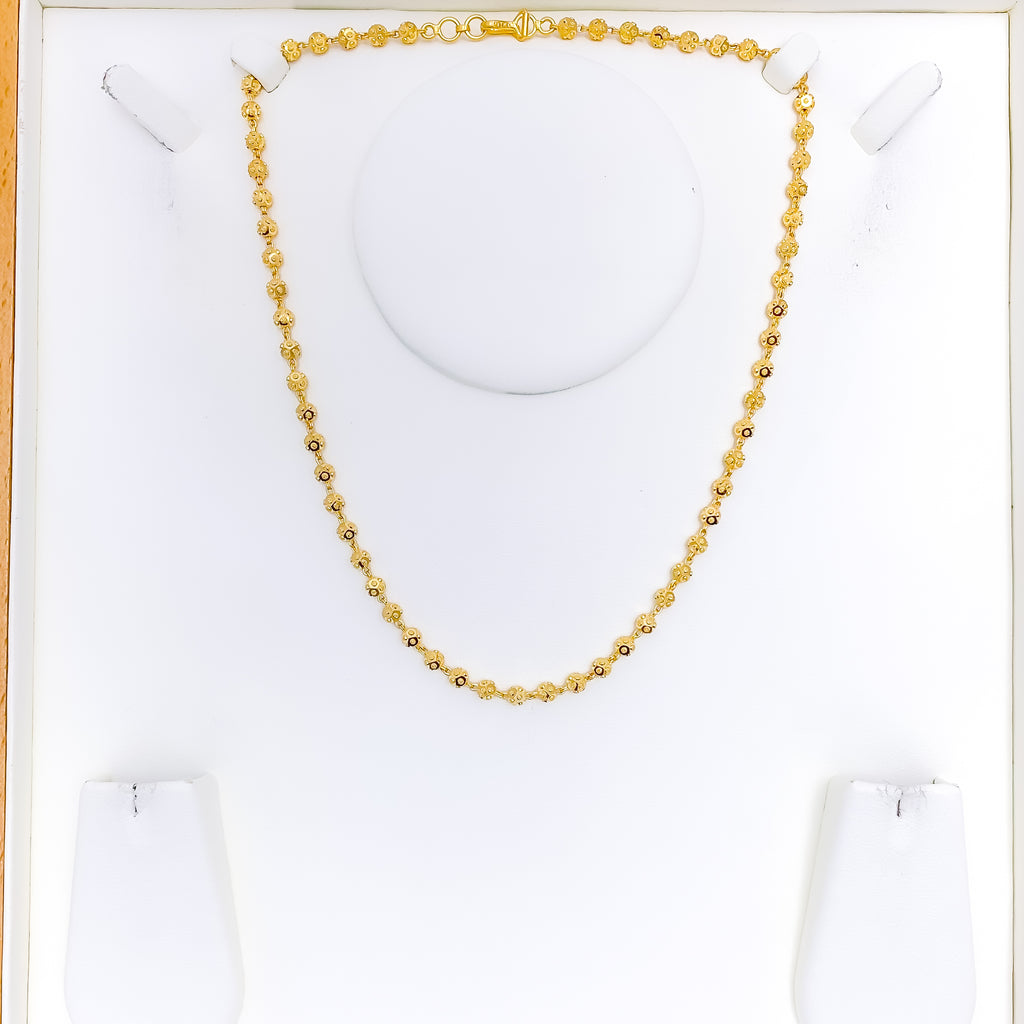 Traditional Dotted 22k Gold Chain - 16" – Andaaz Jewelers