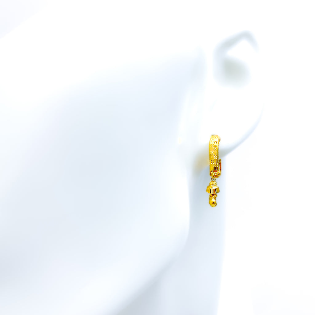 Dazzling 22K Gold V-Shaped Bali Earrings – Andaaz Jewelers