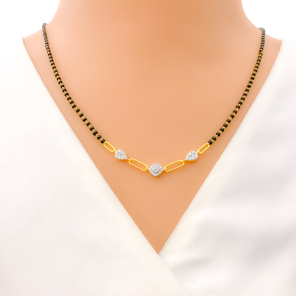 Posh Symmetrical Diamond + 18k Gold Mangal Sutra – Andaaz Jewelers