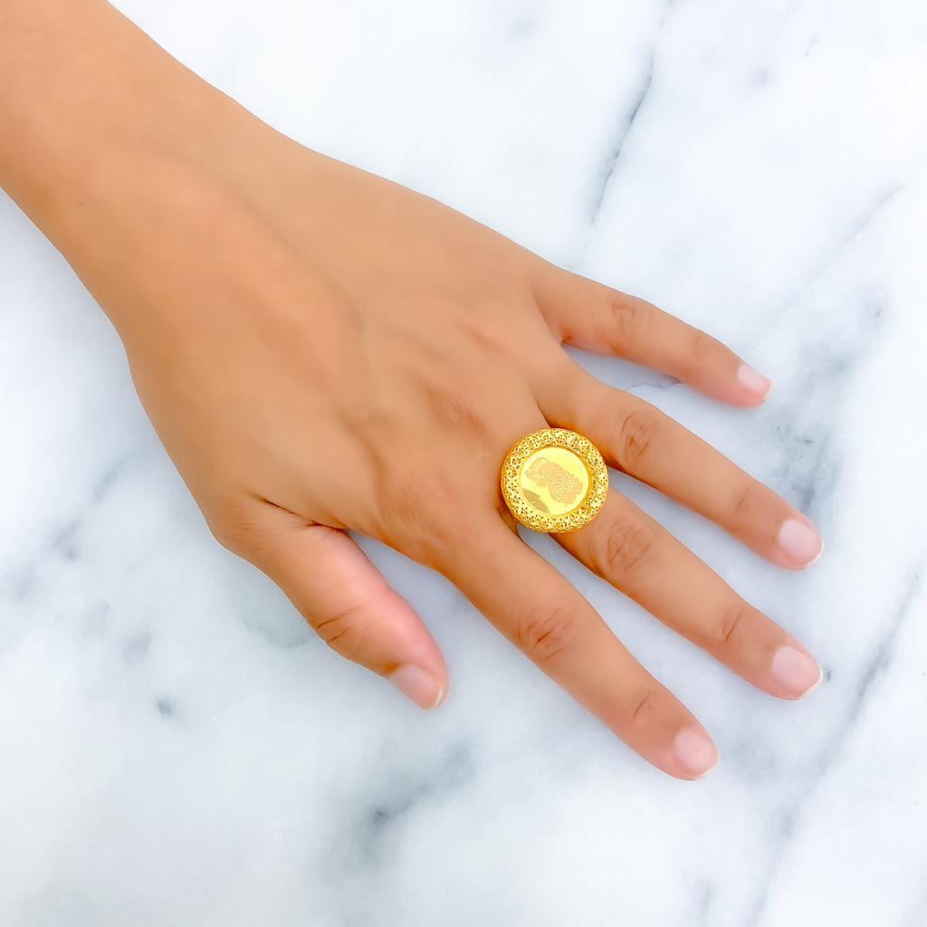Draped Round 21K Gold Coin Mesh Ring – Andaaz Jewelers