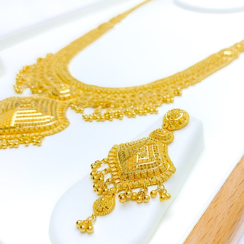 Extravagant Bridal 22k Gold Rani-Haar – Andaaz Jewelers
