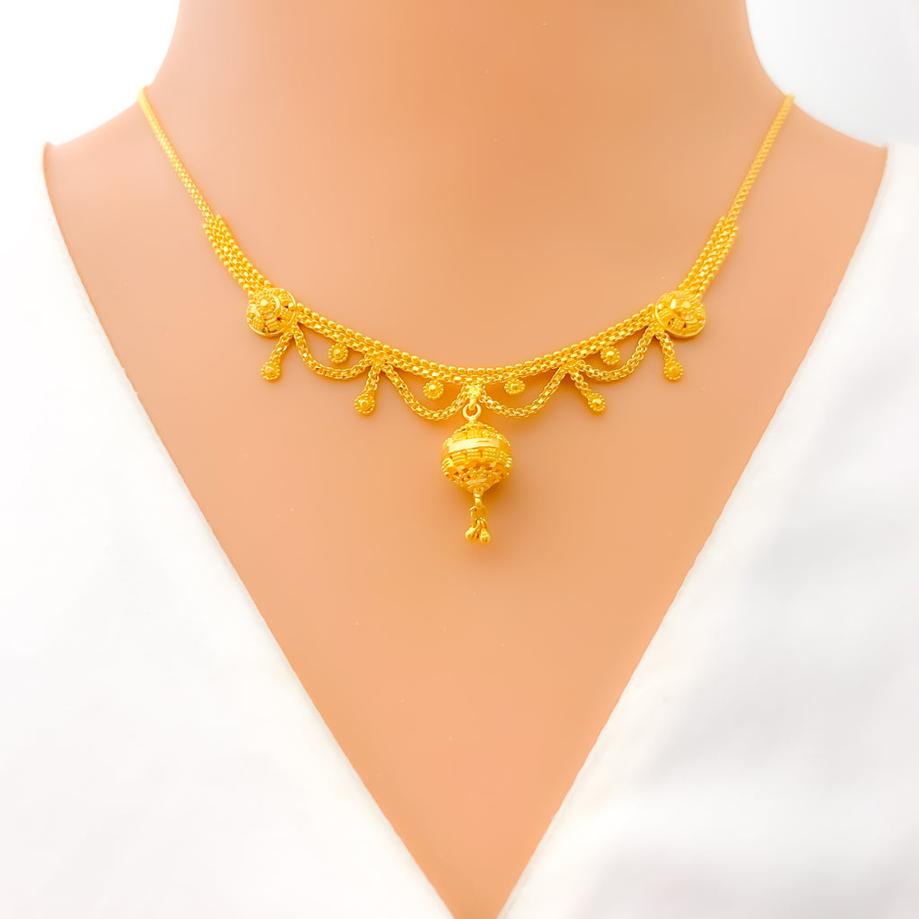 Trendy Lightweight 22k Gold Gleaming Necklace Set – Andaaz Jewelers