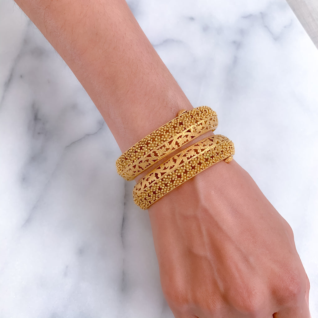 Zali & 3D Flowers on Oxidized Bangle Pair – Andaaz Jewelers