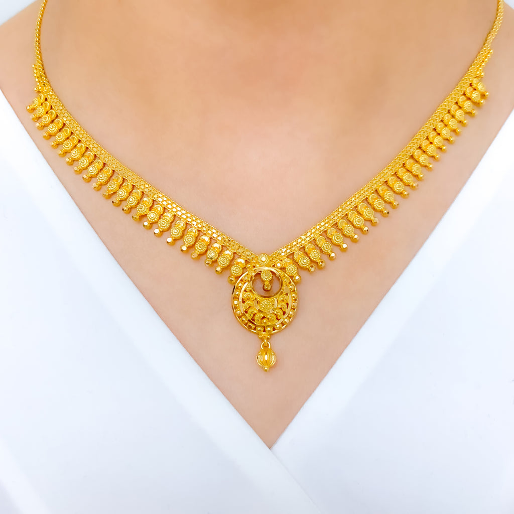 Refined V-Shape Chand Set – Andaaz Jewelers