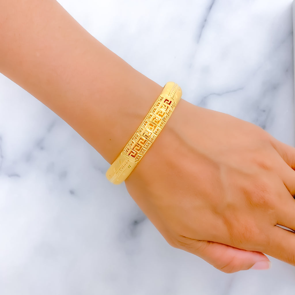 Trendy Tasteful Jali 21k Gold Bangle – Andaaz Jewelers