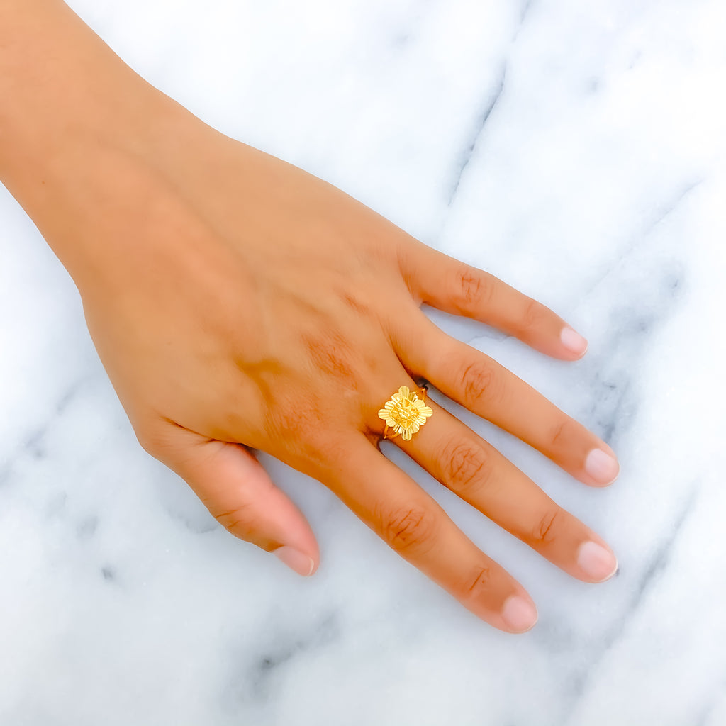 Jazzy Chic 21k Gold Ring – Andaaz Jewelers