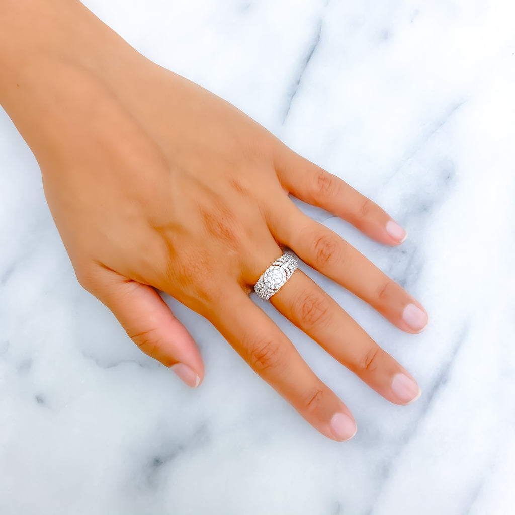 Graduating Striped Diamond + 18k Gold Ring – Andaaz Jewelers