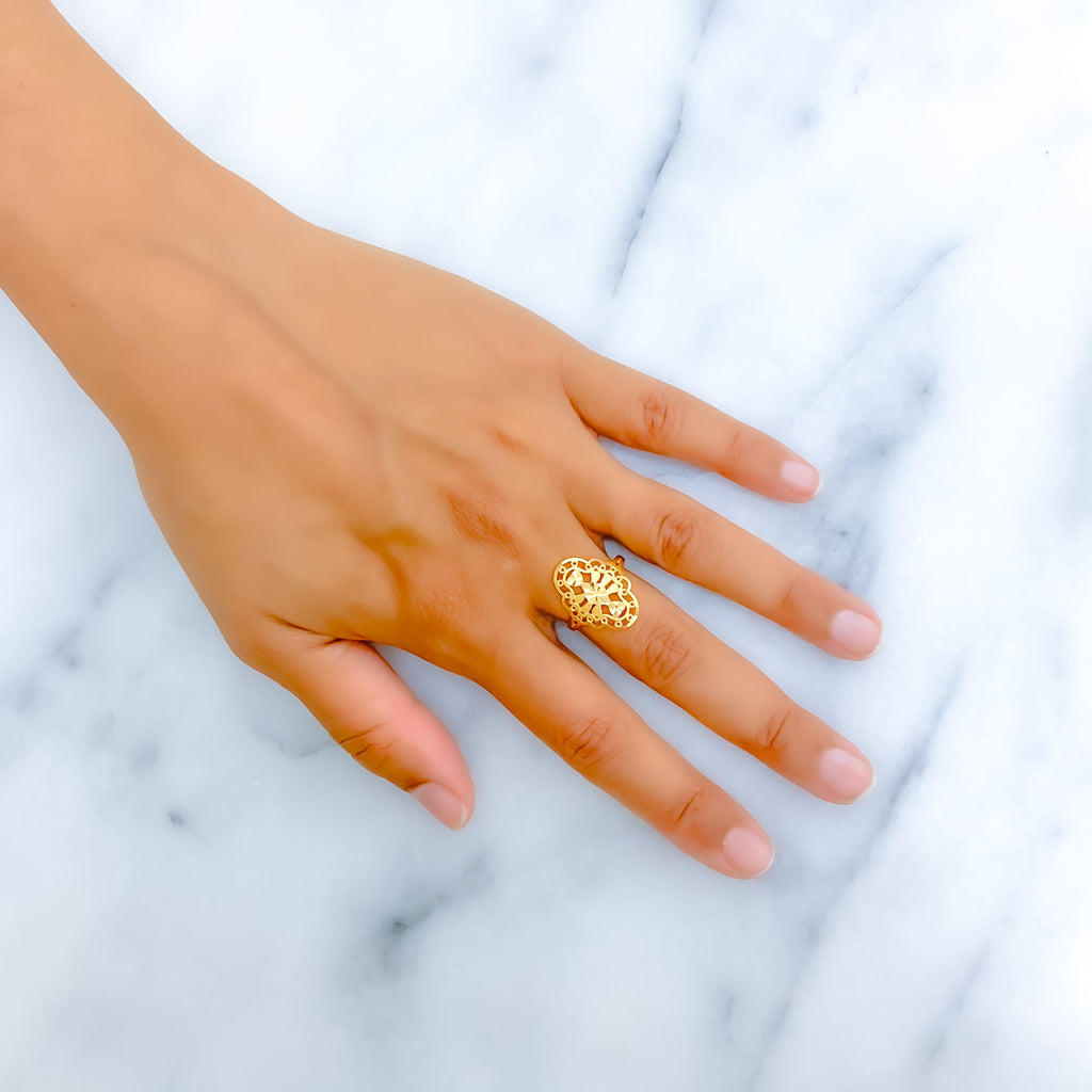 Radiant Gold Ring – Andaaz Jewelers