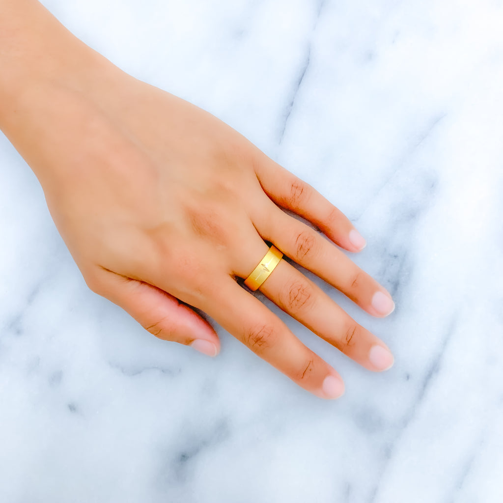 Rhythmic Heartbeat Band – Andaaz Jewelers