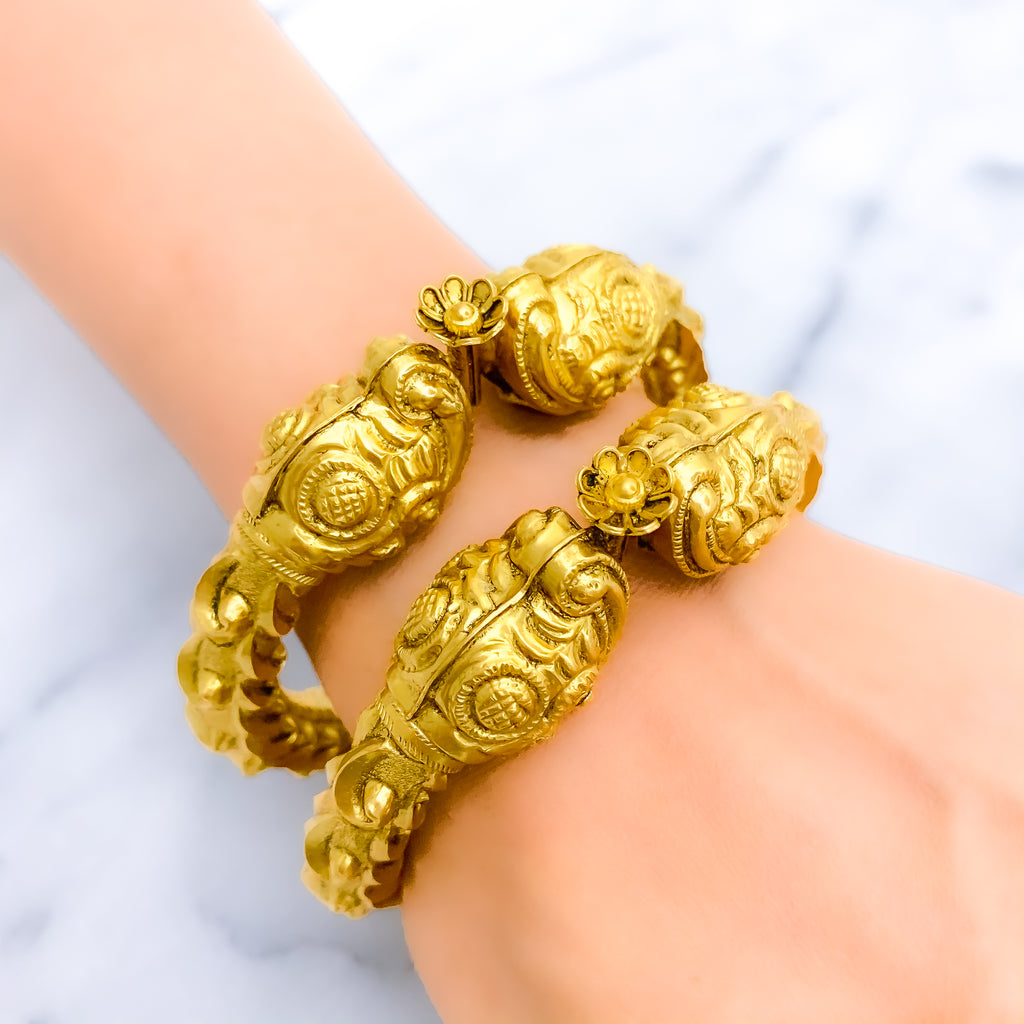 Upscale Oxidized Hathi 22k Gold Bangles – Andaaz Jewelers