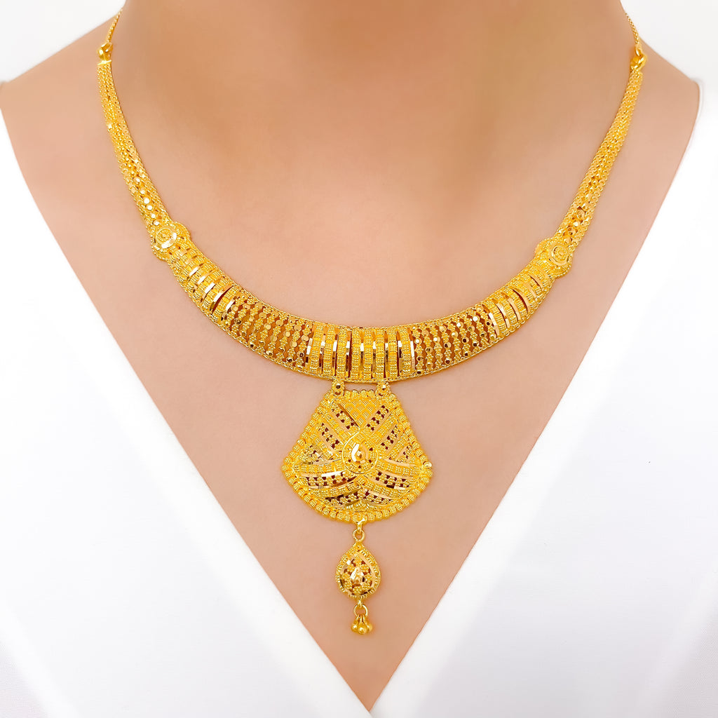 Stunning High Finish Gold Set – Andaaz Jewelers