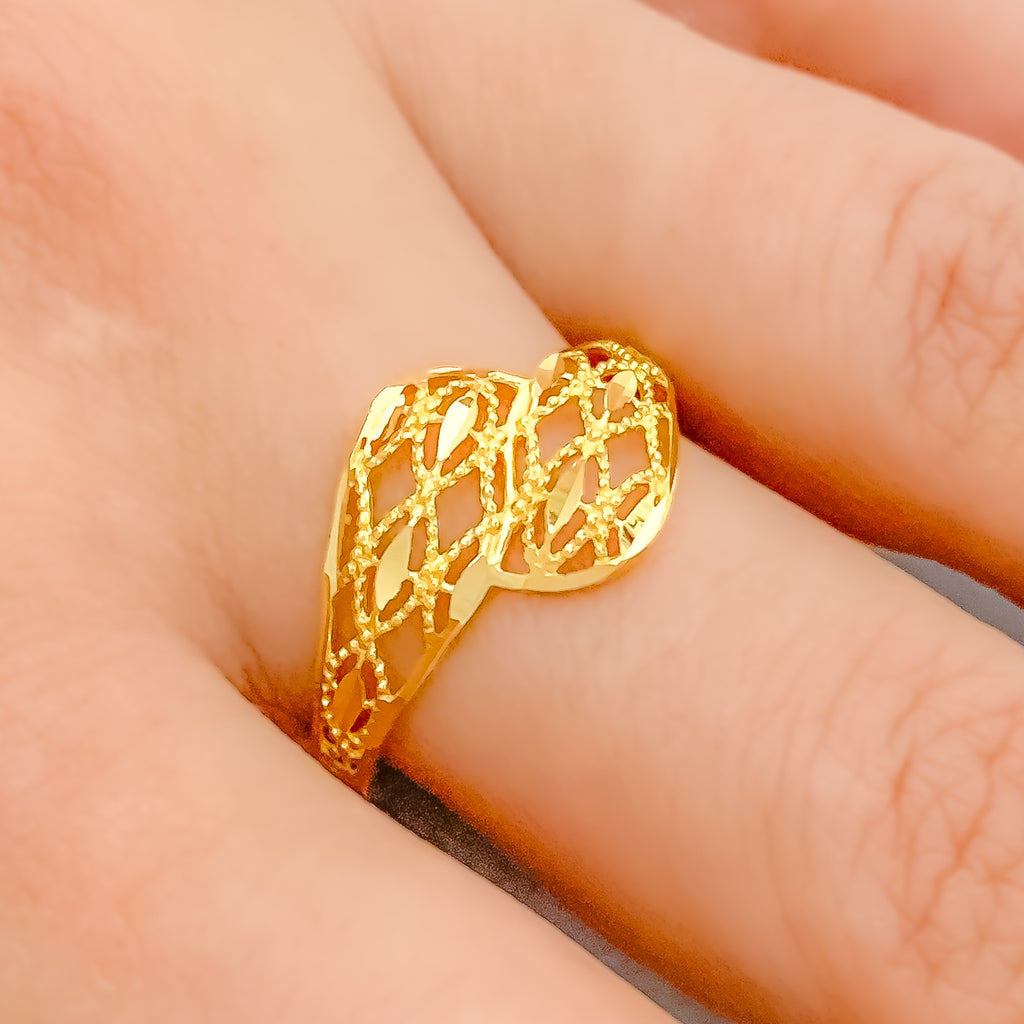 Superlight Jali Ring – Andaaz Jewelers