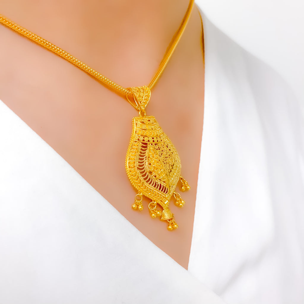 Upscale Asymmetrical Jali Pendant Set – Andaaz Jewelers