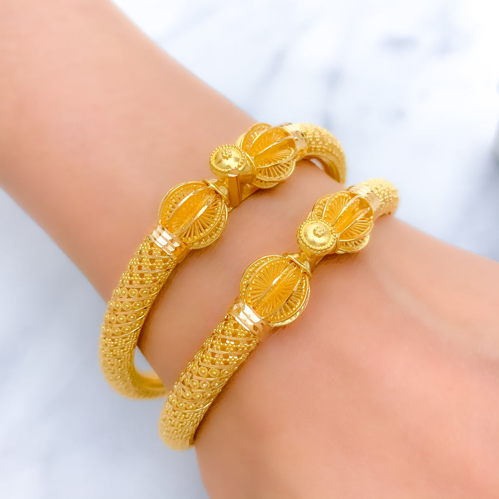 Luxurious Elevated Pipe Bangles – Andaaz Jewelers