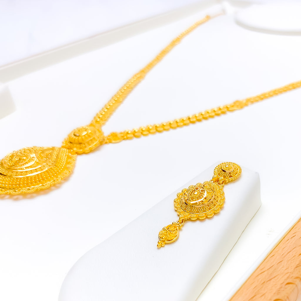 Extravagant Shimmering Teardrop Set – Andaaz Jewelers